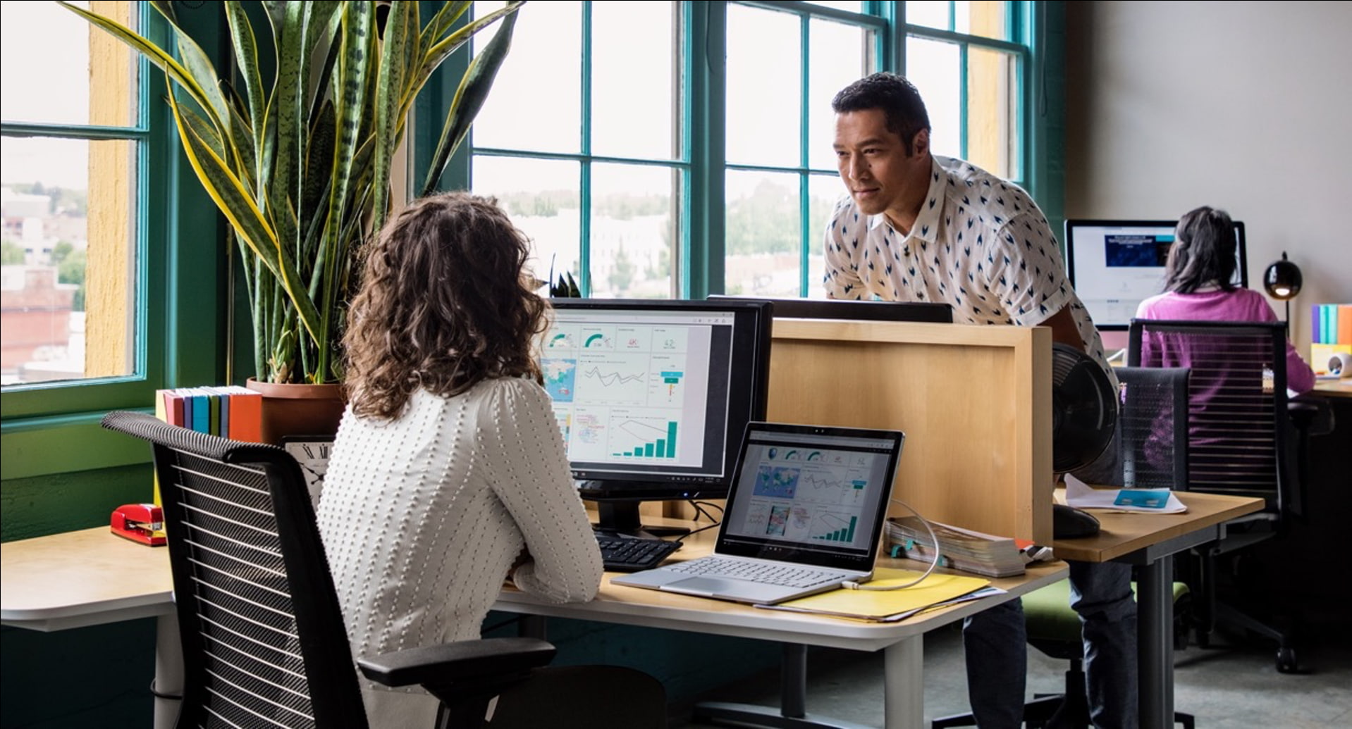 How does Microsoft Premier support alternative work?